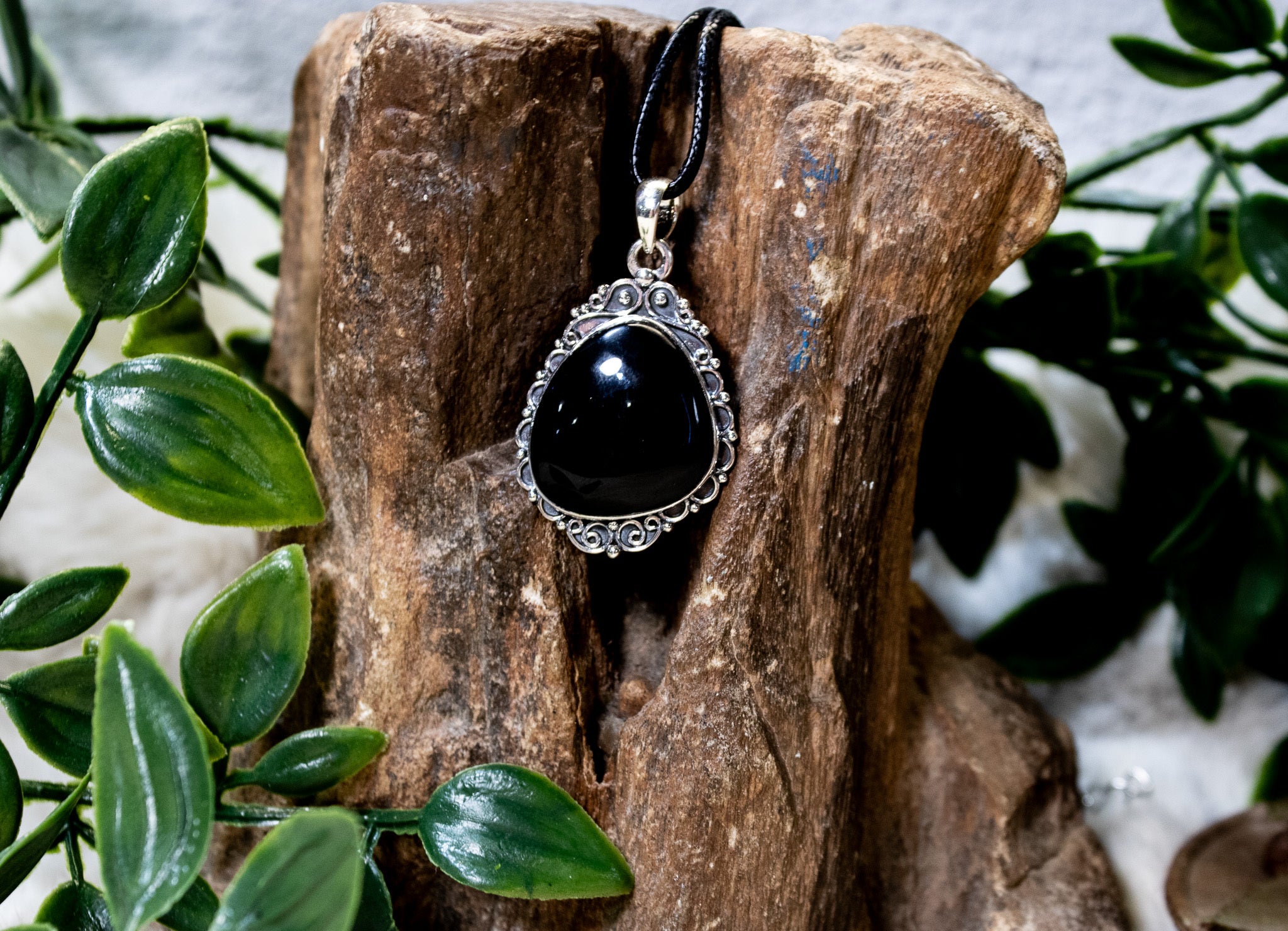 Freeform Onyx Pendant | Bone and Branch